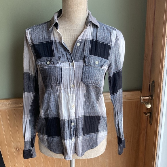 Universal Thread | Tops | Universal Thread Black White Plaid Flannel Shirt | Poshmark